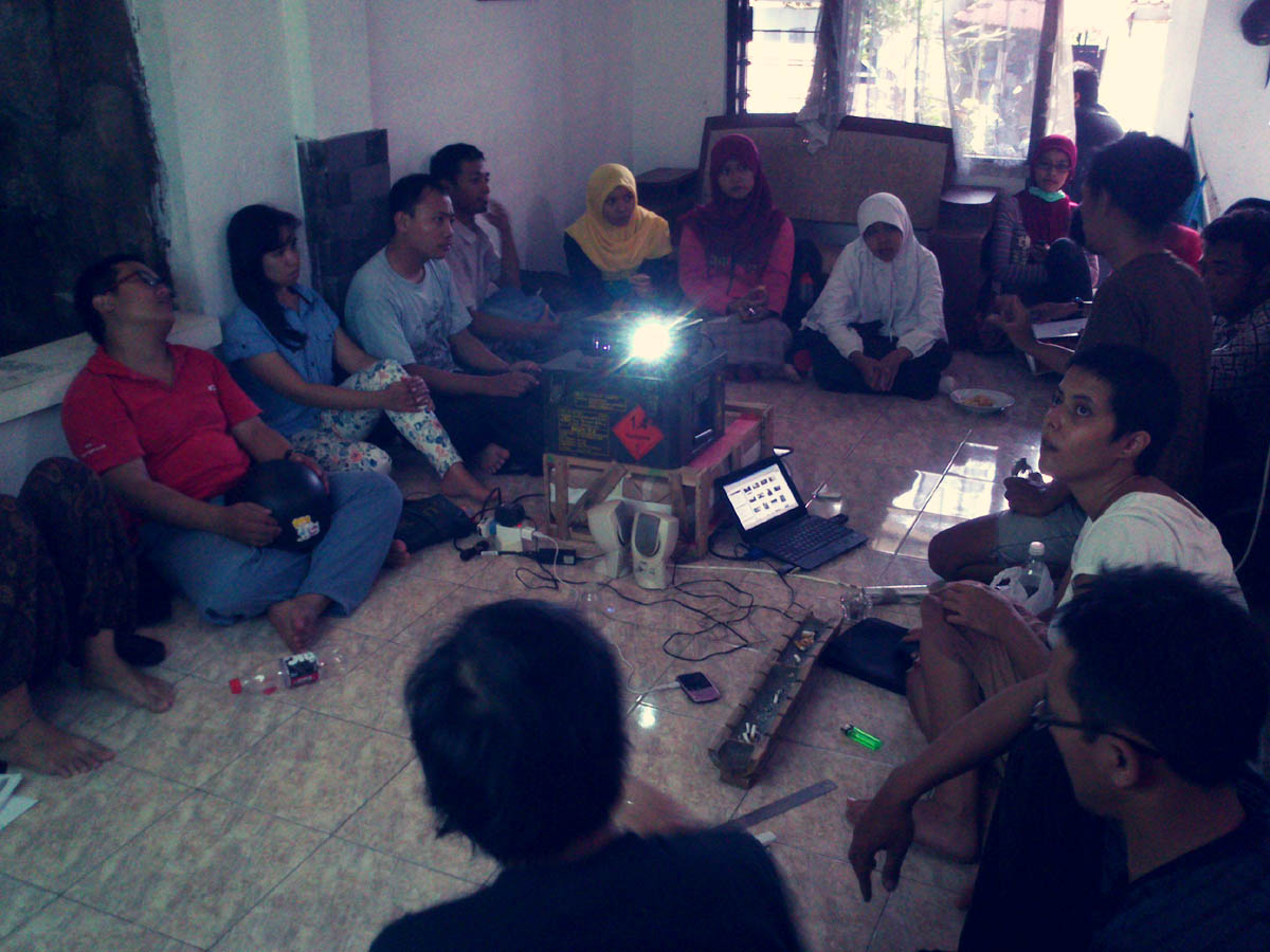 Water Sampling Workshop at Lifepatch | biodesign for the real world