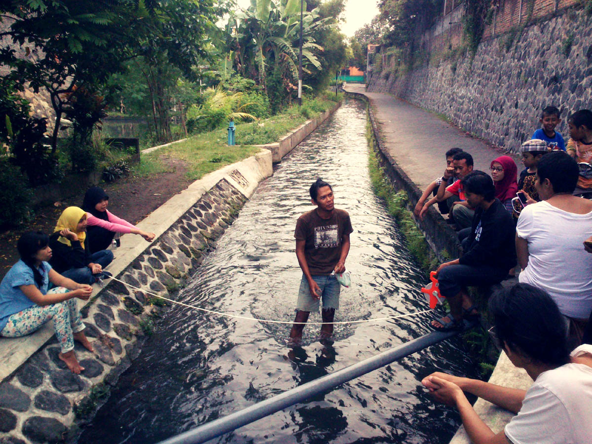 Water Sampling Workshop at Lifepatch | biodesign for the real world